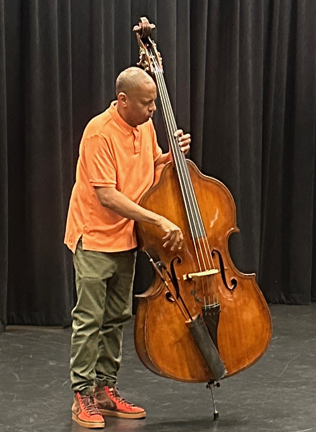 Robert Hurst—Bass Player and Educator | Berklee College of Music