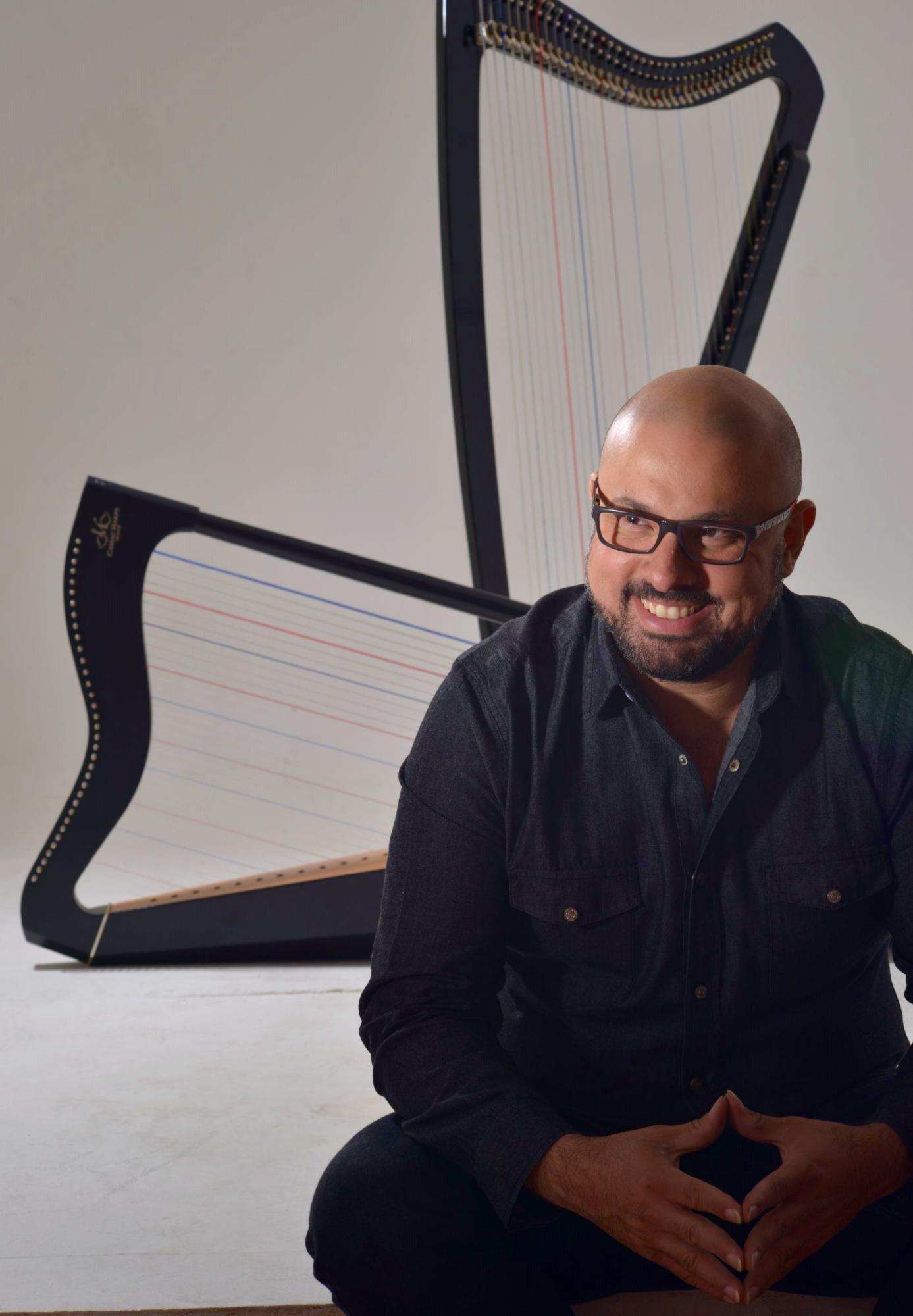 Eduardo Betancourt: Venezuelan Harp, from Traditional to Contemporary ...