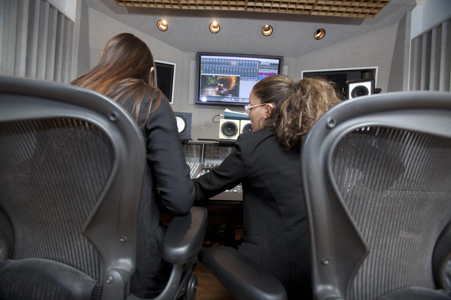 Careers in Music Business/Management | Berklee College of Music