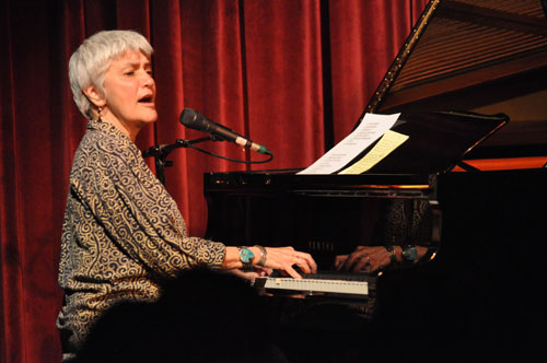 Cris Williamson: A Pioneer in Women's Music | Berklee College of Music