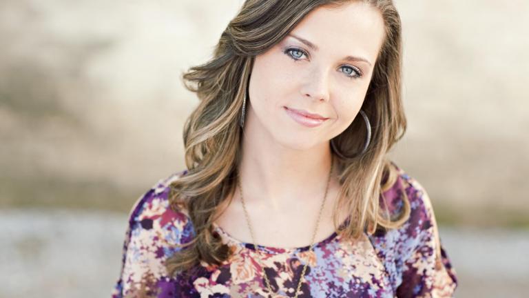 Acclaimed Singer-Songwriter, Mandolinist Sierra Hull to Perform First ...