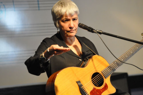 Cris Williamson: A Pioneer in Women's Music | Berklee College of Music