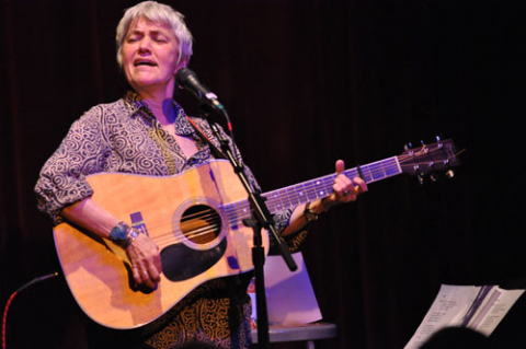 Cris Williamson: A Pioneer in Women's Music | Berklee College of Music